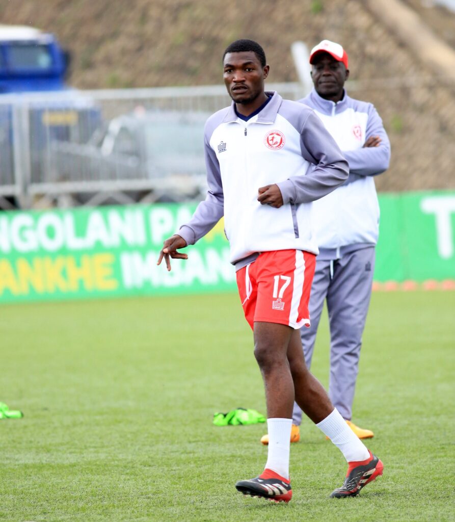 Malawian international Yankho Singo closes in on PSL giants